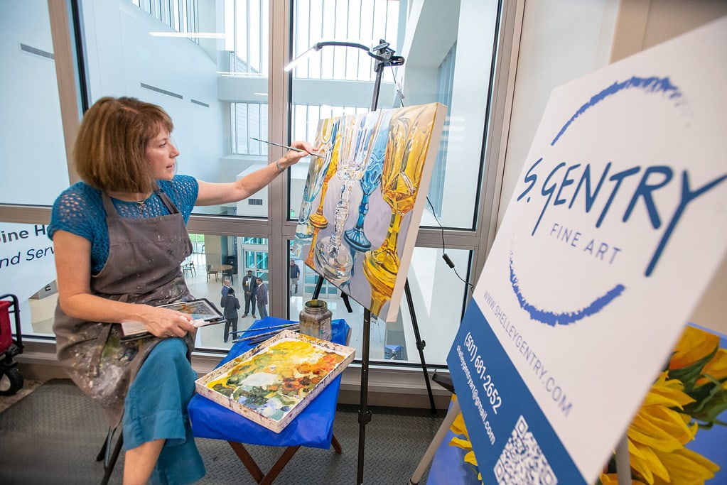 Artist-in-Residence Program Starts Up at UAMS Orthopaedic & Spine ...