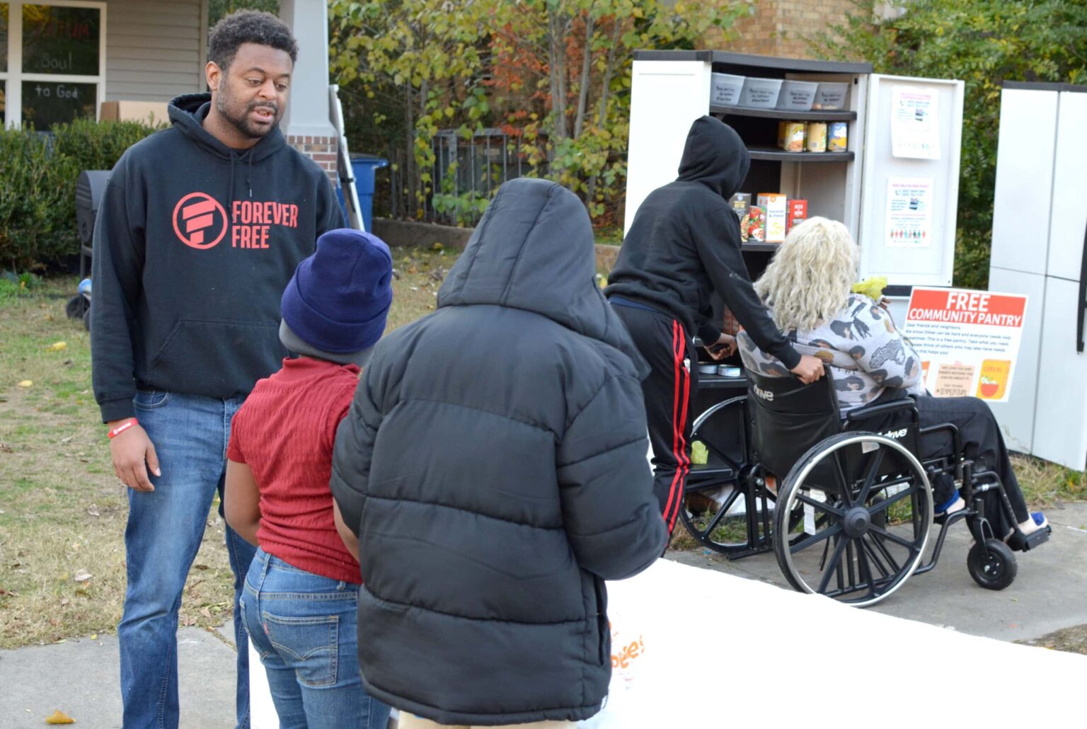 UAMS Employee Opens Food Pantry to Feed His Community | UAMS News